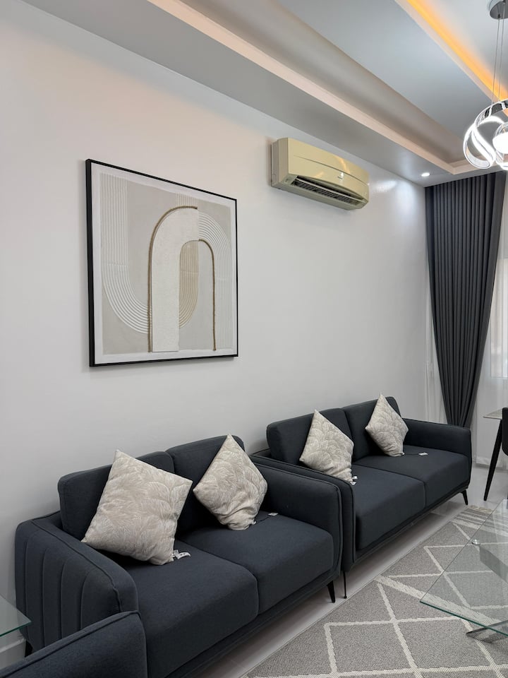 شقة مفروشة للايجار الشهري بأثاث فندقي - Mascate