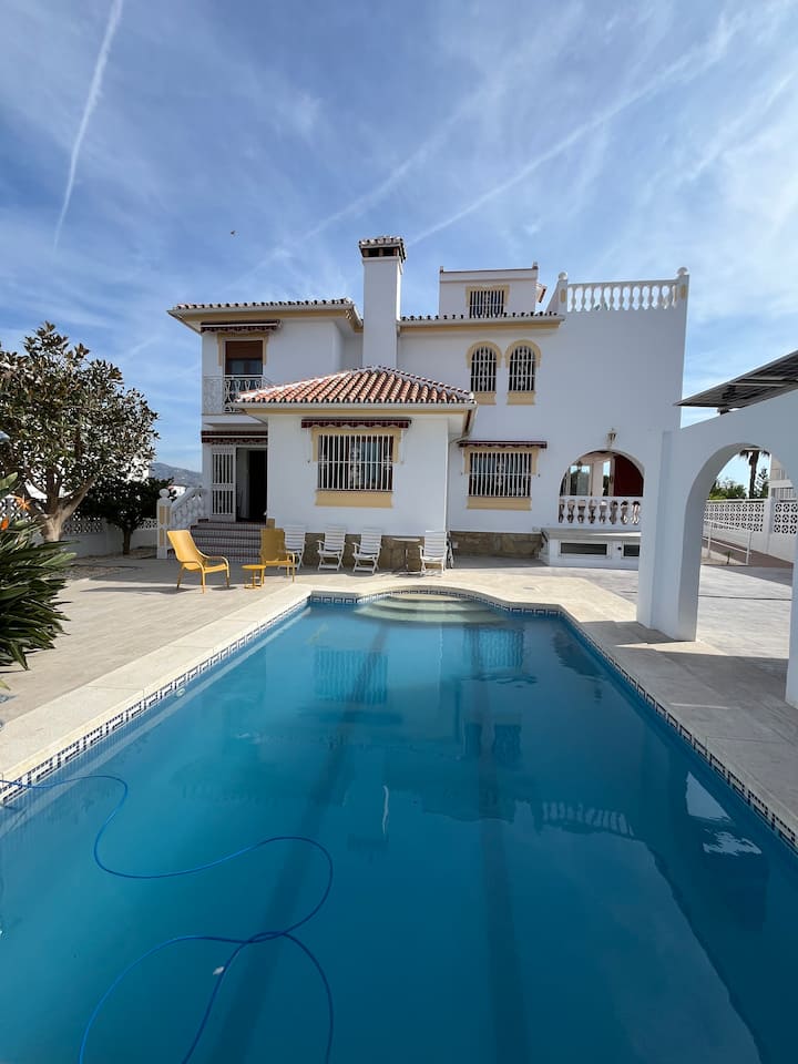 Villa Isabela - Torre del Mar