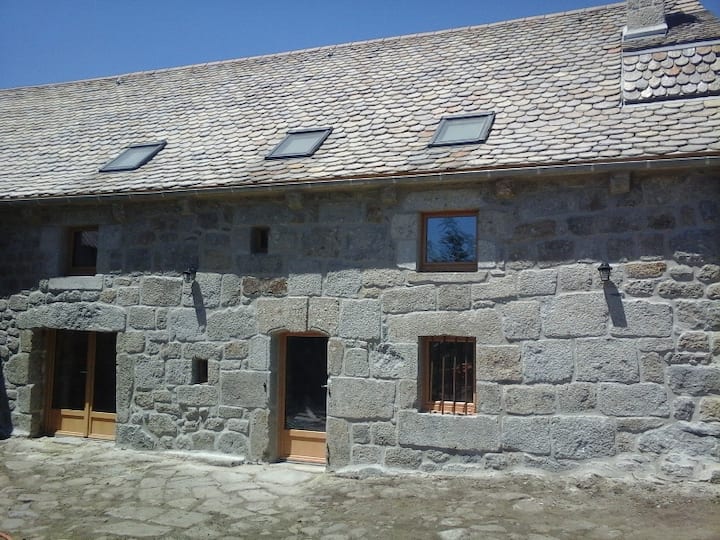 Corps De Ferme Sur L'aubrac - Nasbinals