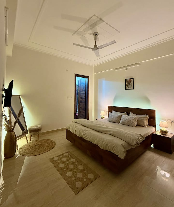 The Calm Corner - Rishikesh