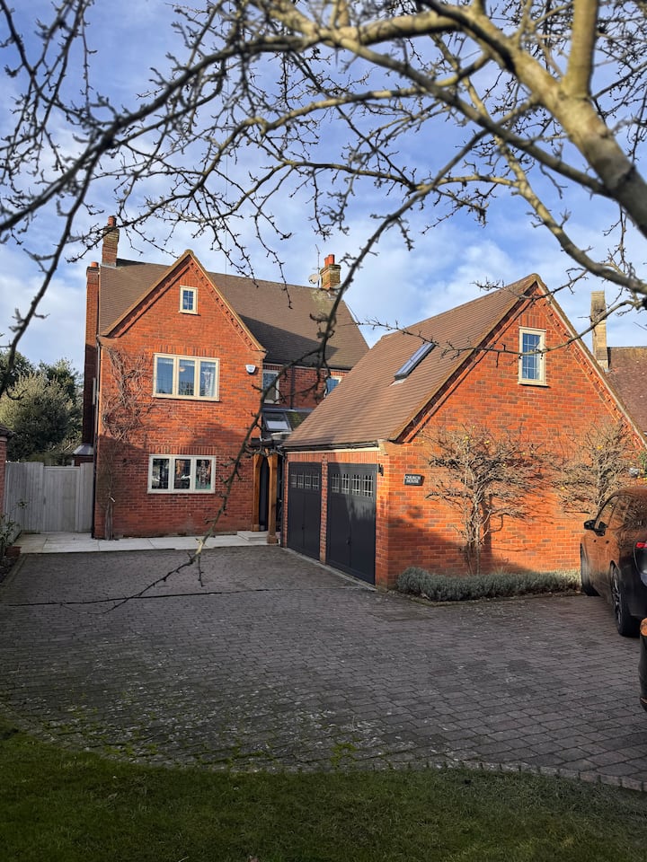 Beautiful Family Home In Idyllic Village Setting - High Wycombe