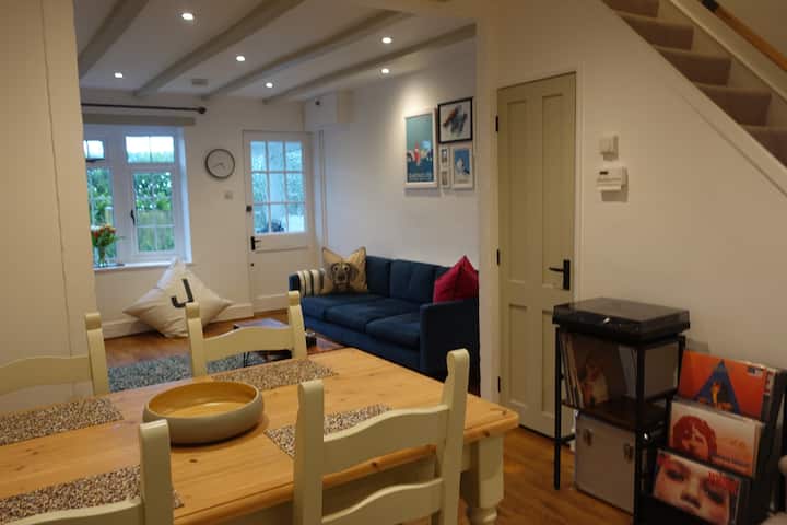 The Loft - Dartmouth - 다트머스