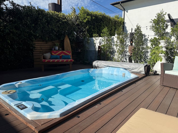 Modern Coastal 4b Stay Near Sofi, Beaches & Lax - Redondo Beach, CA