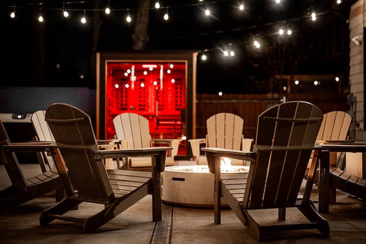 Midtown Manor Retreat | Hot Tub, Sauna & Fire Pit! - Midtown - Oklahoma City