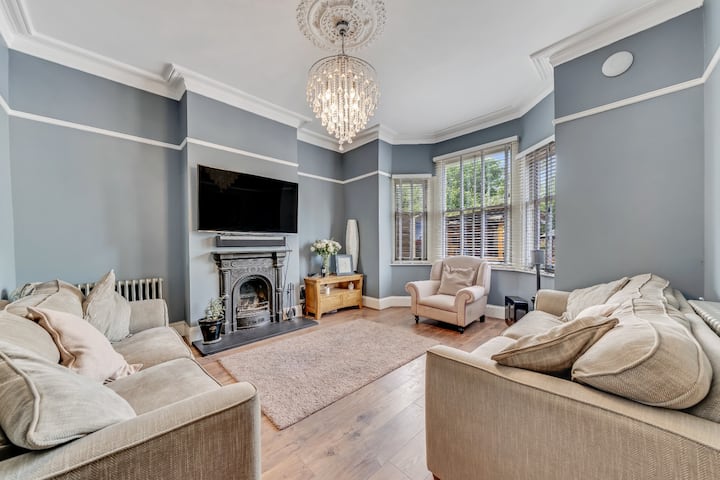 Hidden Gems, In The Historical Town Of Ormskirk - Ormskirk