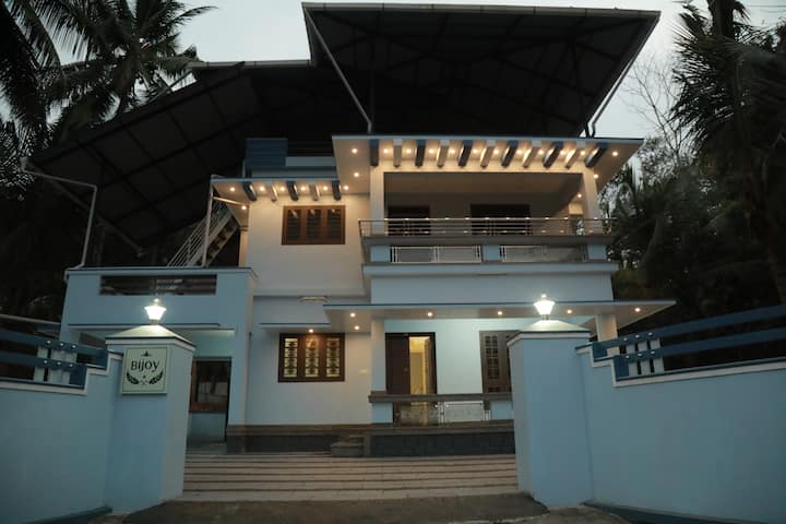 Great Villa For Families Near Mundur, Palakkad - Palakkad