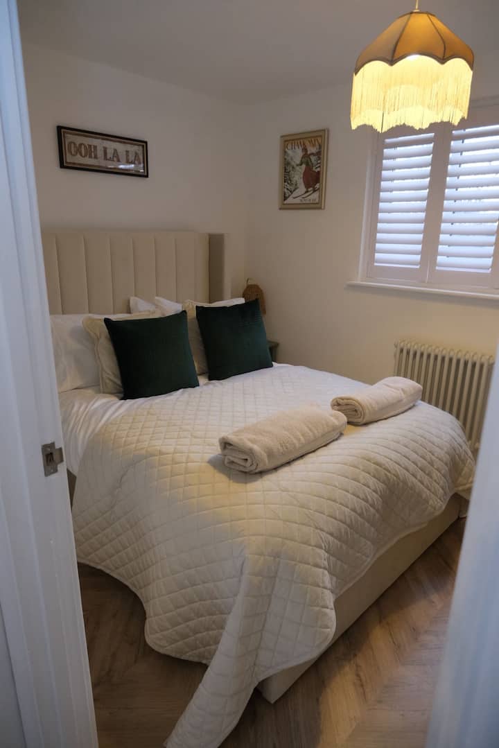 Luxury Two Bed House In Stevenage - Stevenage