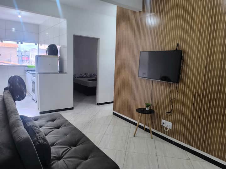 Apto 'Central'  Próx Hospital E Parque Exposição - Montes Claros