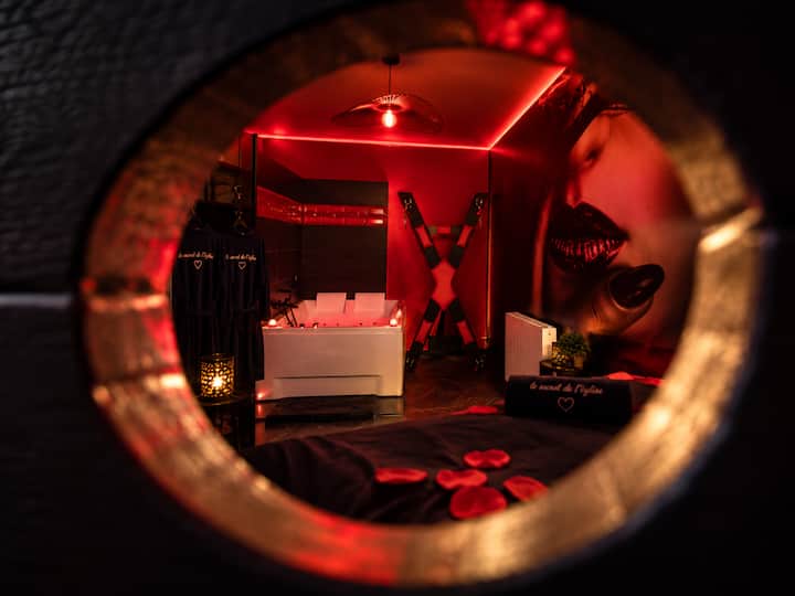 Loveroom Avec Balneo Et Parking Gratuit - Beauvais
