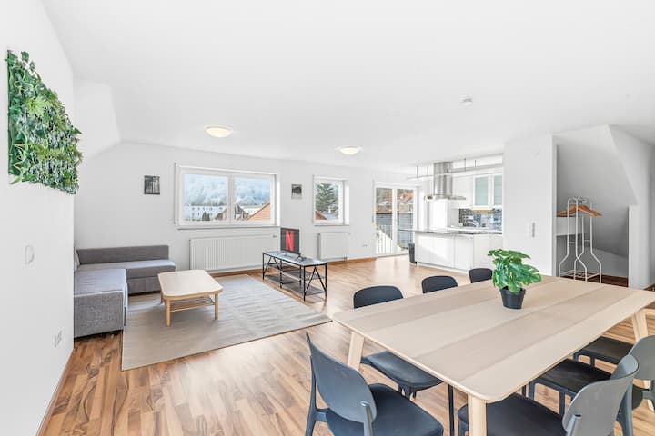 Stayapartments / Xxl Wohnung / 6 Einzelbetten - Heidenheim an der Brenz