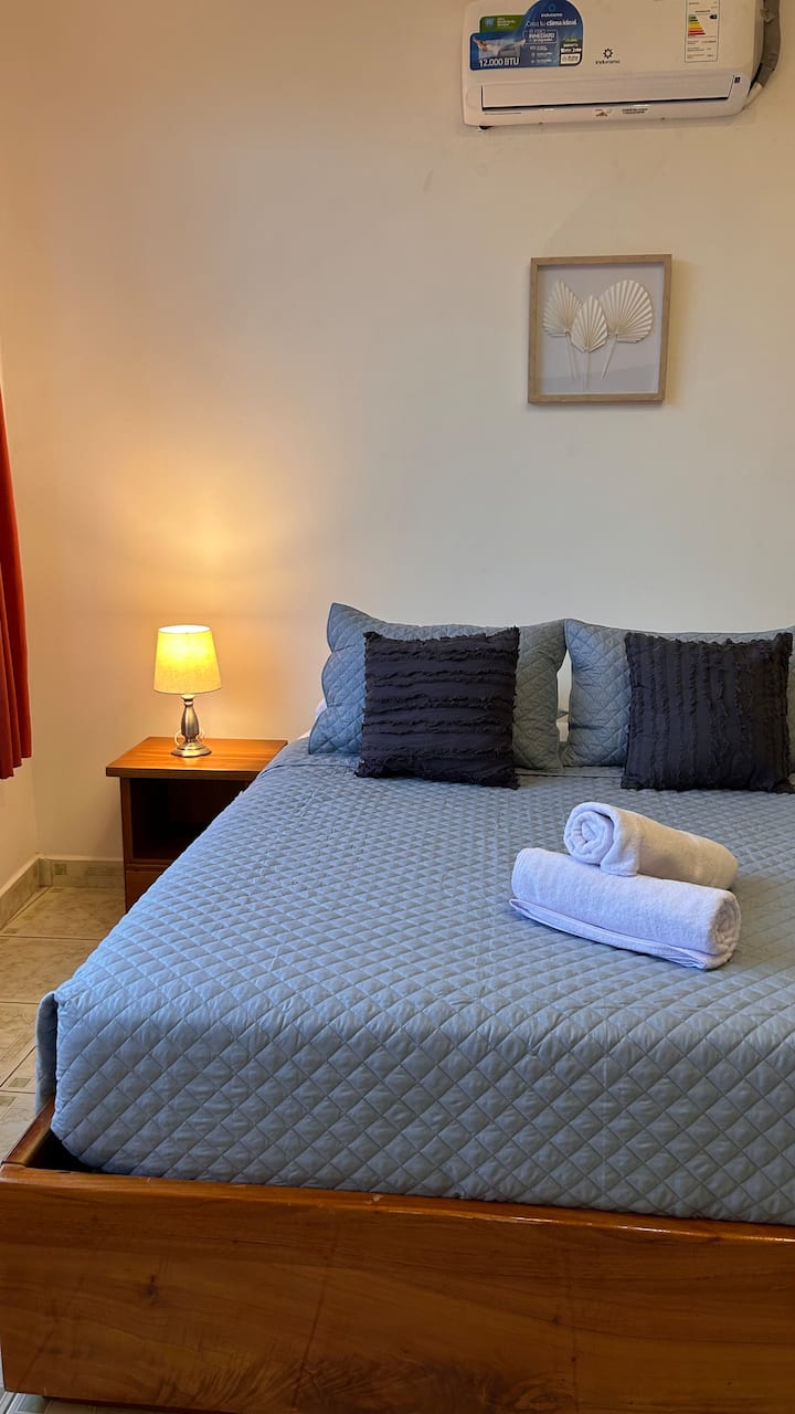 Modern Private Suite With A/c In Puerto Ayora - Puerto Ayora