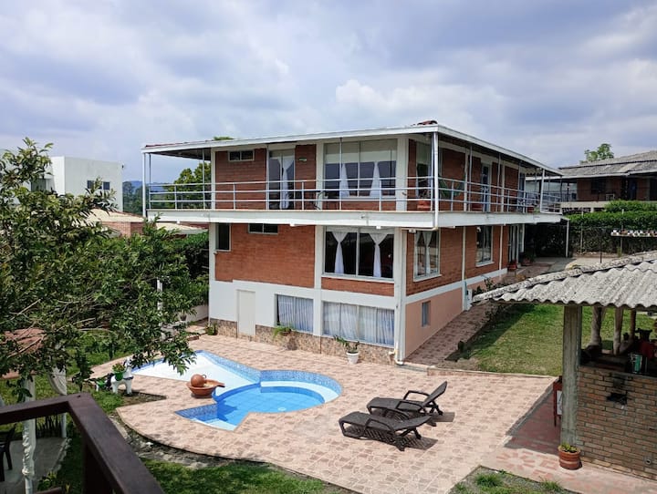 Casa Campestre De Descanso En Pereira - Filandia