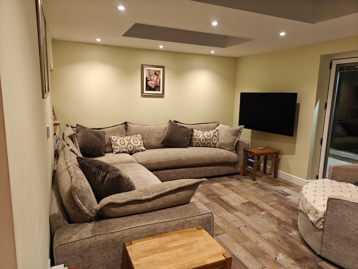 18th Century Cottage With Parking. 3m From Centre - Cheltenham