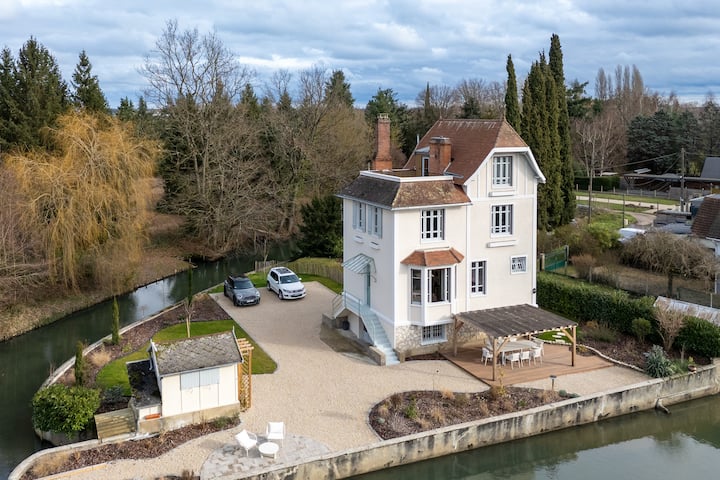 La Villa Des Coccinelles Au Bord De La Rivière - Orléans