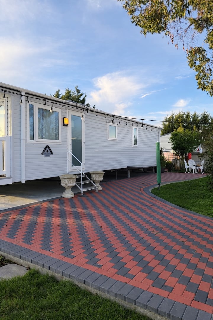 Beautiful Holiday Home With Beach Access - Maldon