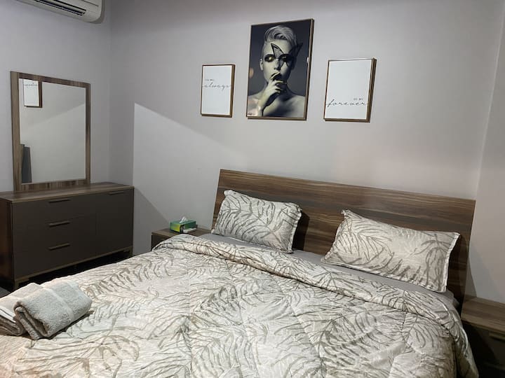 City Living - Comfortable And Spacious - Manama