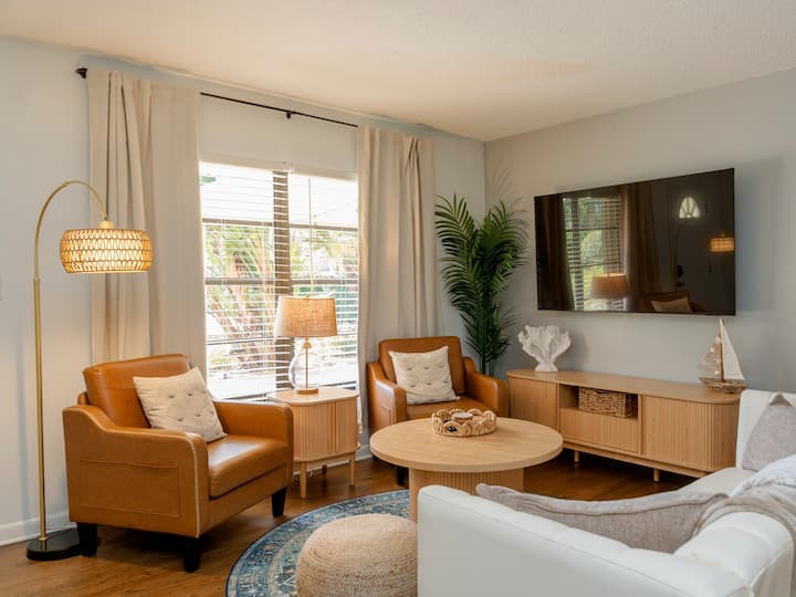 Bon Voyage Villa Near Cruise Ports, Beaches, & Ksc - Cocoa, FL