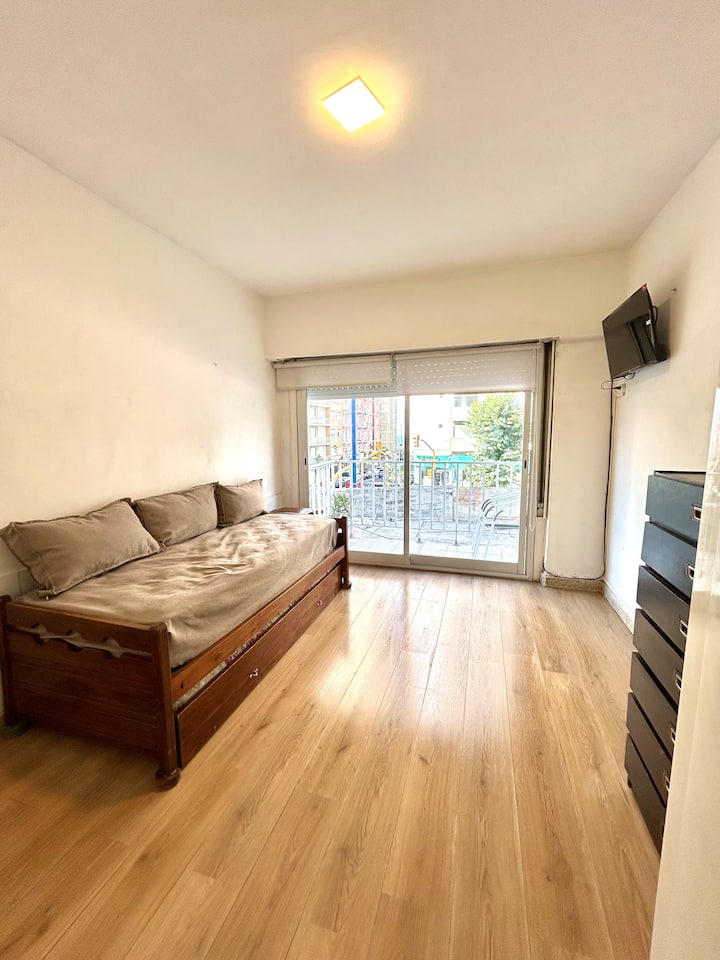 Monoambiente Luminoso A Una Cuadra Del Mar - マル・デル・プラタ