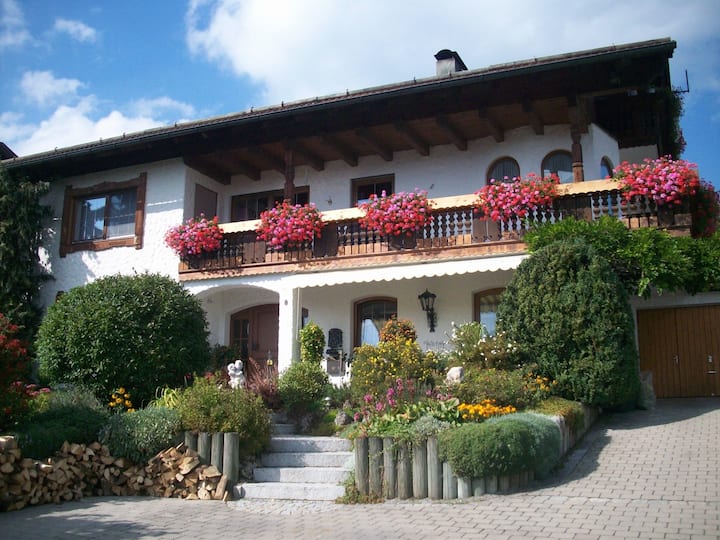 Alpenliebe - Ferienwohnung Mit Stil - Steingaden