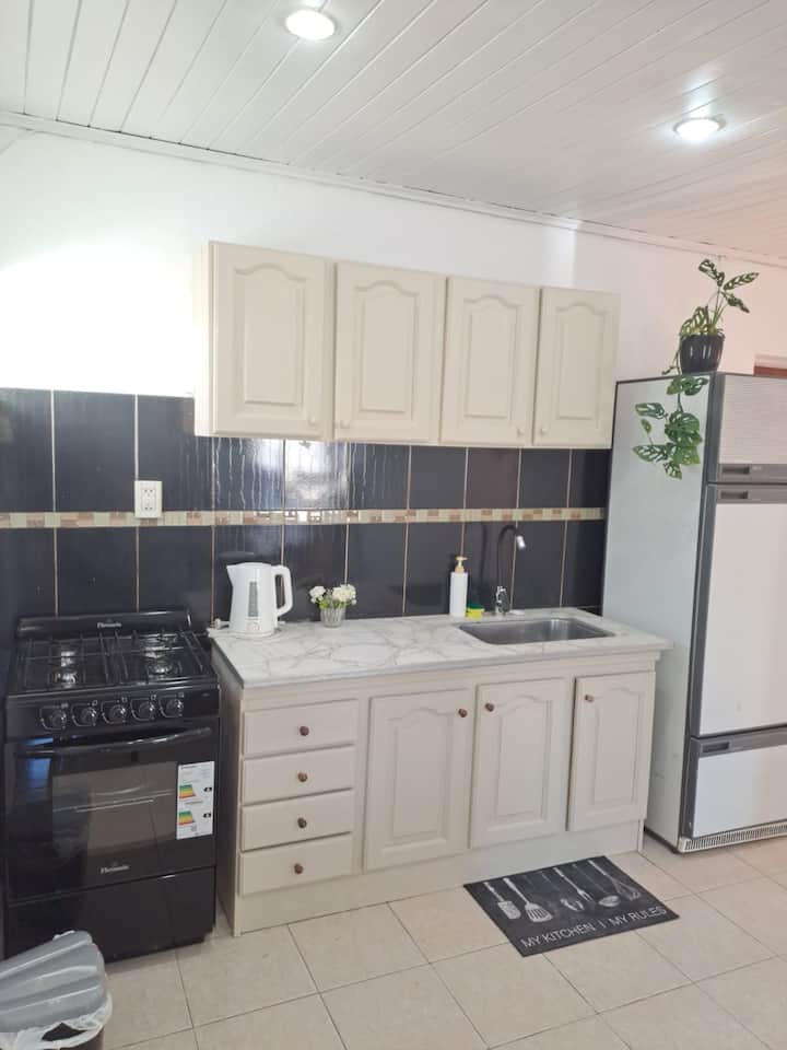 Casa Cómoda Con Patio Y Garaje – 4 Pax - Gualeguaychú