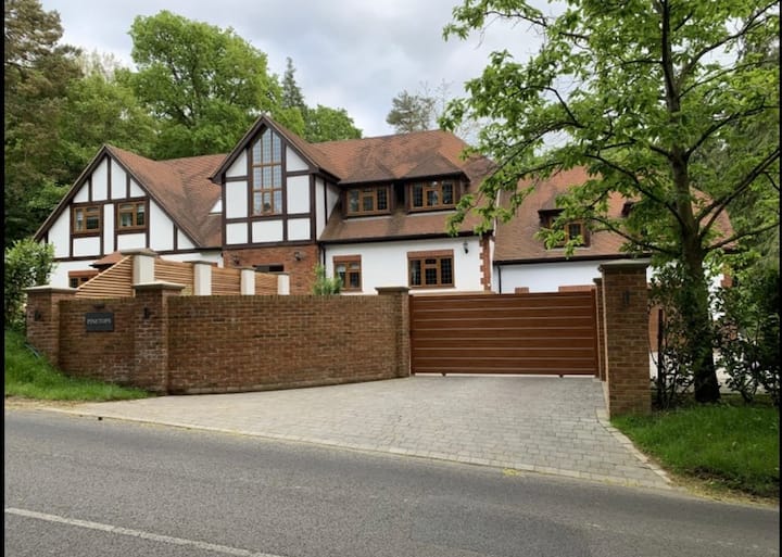 1 Bedroom Self-contained Annexe - Woking