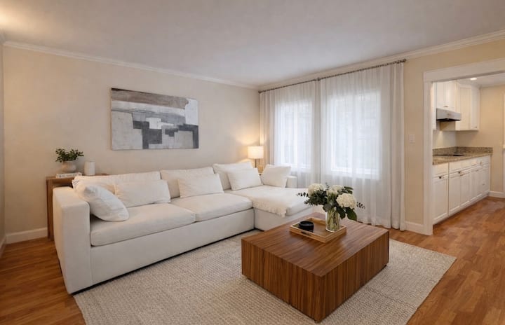 Beach Gem - Manhattan Beach, CA