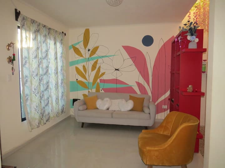 Residencia En Mérida
A 10 Minutos Del Aeropuerto - Mérida