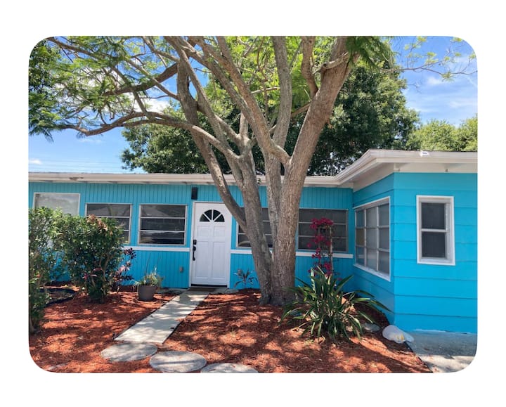 Palm Cottage By 10 Min By Siesta Key/downtown - Sarasota, FL