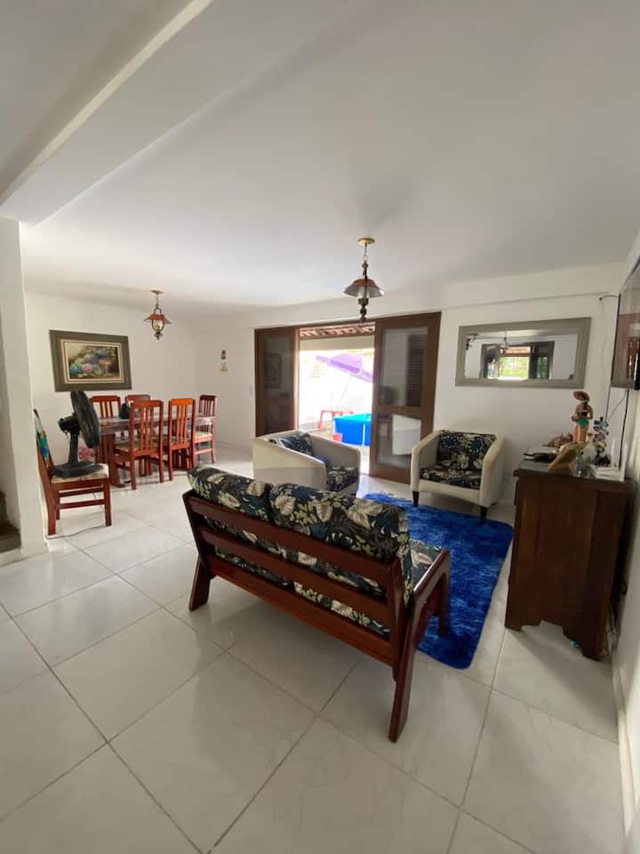 Casa Ampla E Atende Sua Família Confortavelmente! - Mangaratiba