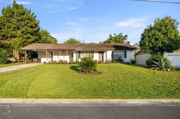 The Equestrian's Escape - Home In Historic Ocala - Ocala, FL