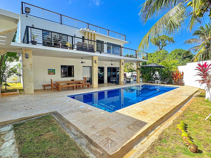 Modern And Spacious Villa With Pool • Las Terrenas - Dominican Republic
