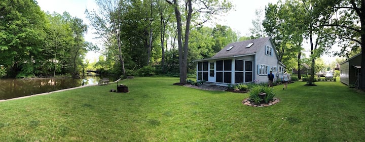 Curley Cottage - Lake Erie Vacation Rental - Erie Bluffs State Park, Lake City