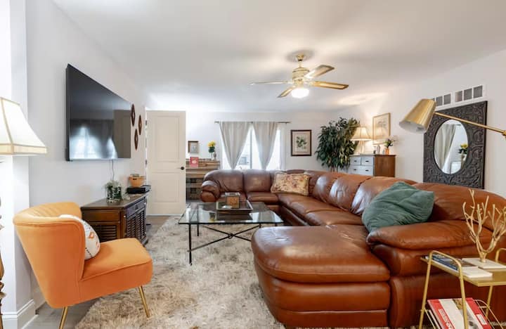 Roomy West End Retreat | Minutes To Downtown - Atlanta, GA