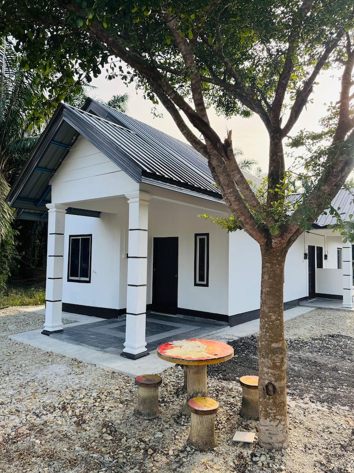 Homestay Humai Near Uthm Parit Raja Batu Pahat - Ayer Hitam