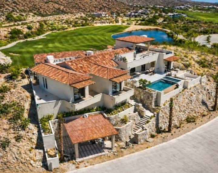 Golf Villa 5br | Rooftop, Pool & Jacuzzi | Firepit - San José del Cabo