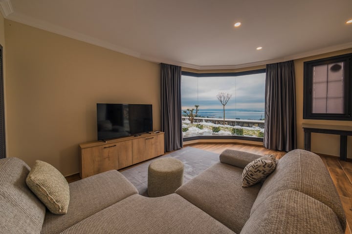 Sıcak Havuzlu Köprü Manzaralı Lüks Villa - Turkey