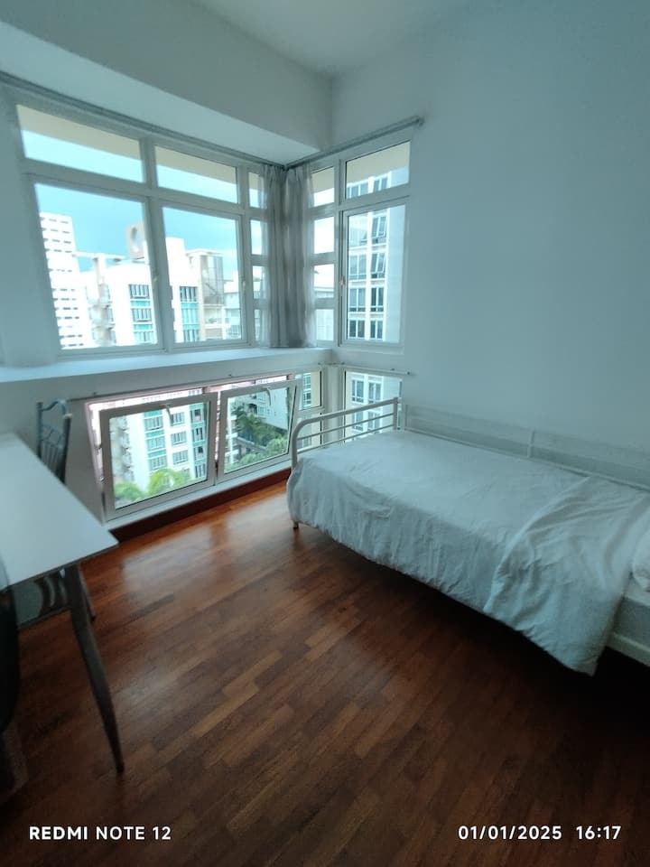 Paya Laber Mrt - Comfortable Rooms For Rent. - Singapore