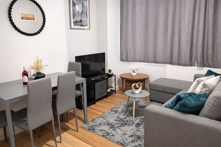 Stunning And Cosy 2 Bed Apartment - Newport