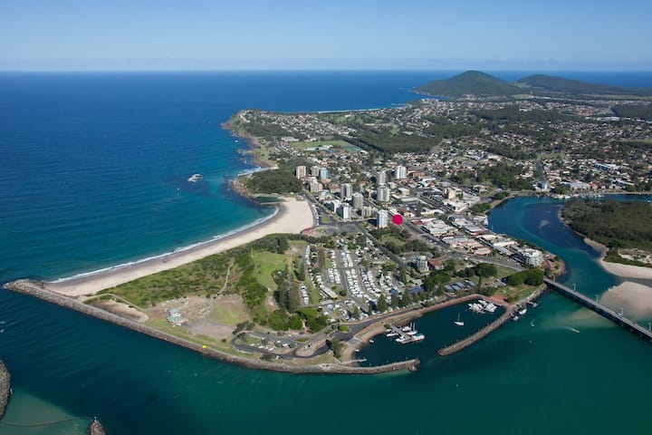Crystal Waters 7 Ocean Corridor Views Town Centre - Forster