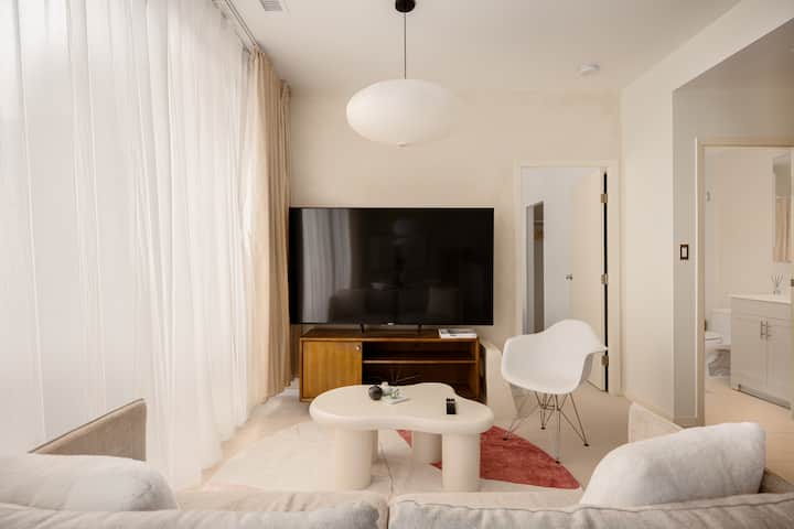 Condo In Downtown Vancouver | Urban Sanctuary - Vancouver