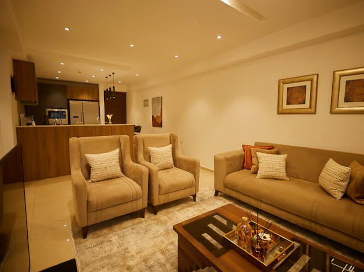 1 Bedroom Apartment In Osu | Warm Luxury Stay - Accra