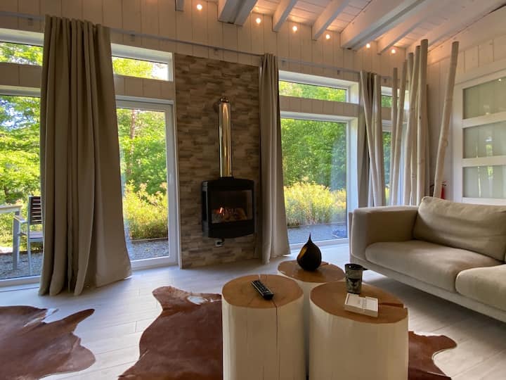 9 Private Sauna Chalets · Events · Lake View - Eifel National Park