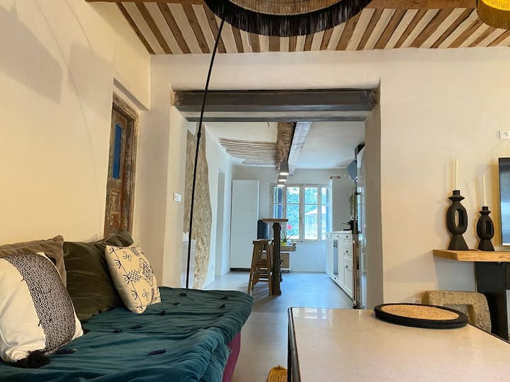 La Maison Marinette- Ancienne Ferme Rénovée- - Sénas