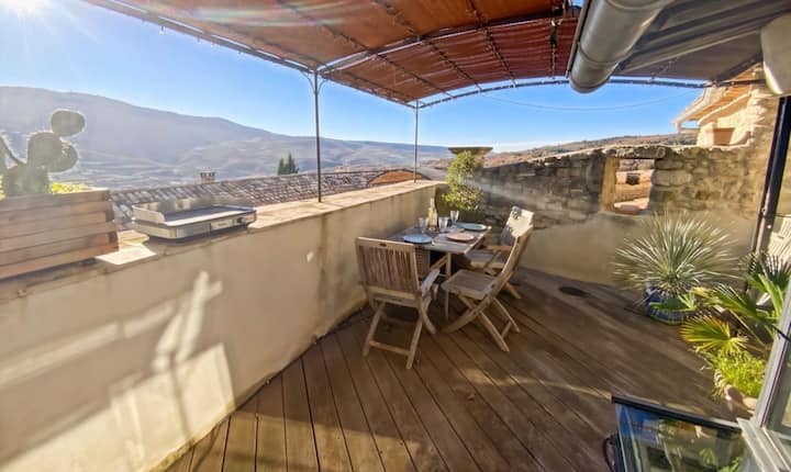Charmante Maison Avec Une Vue éPoustouflante - Rustrel