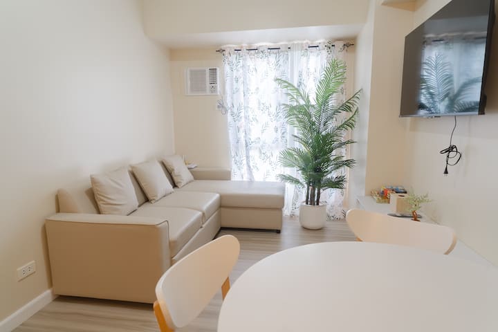 New 2br Flat | Fits 6 Guests - Cebu City