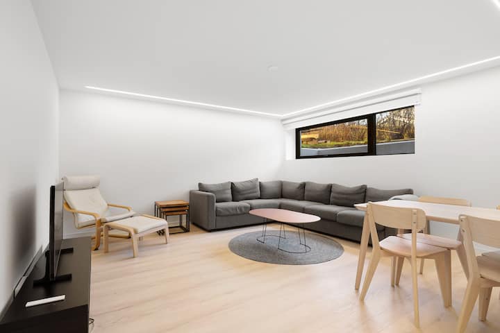 Spacious, Bright 2 Bed Apartment Near City Centre! - Stavanger