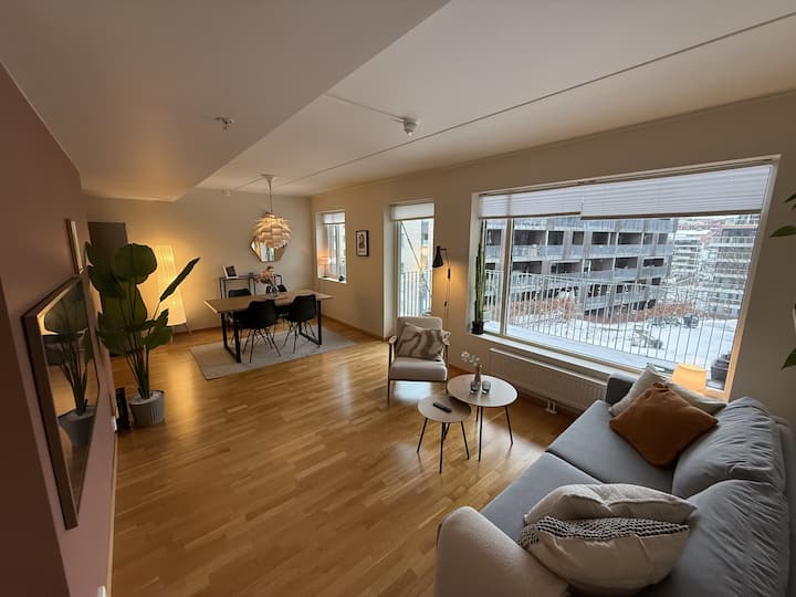 Bright And Stylish Apartment In Ensjø - Oslo