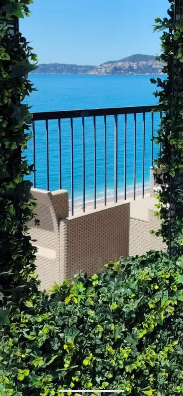 Sea View Nice
Promenade Des Anglais - Nice
