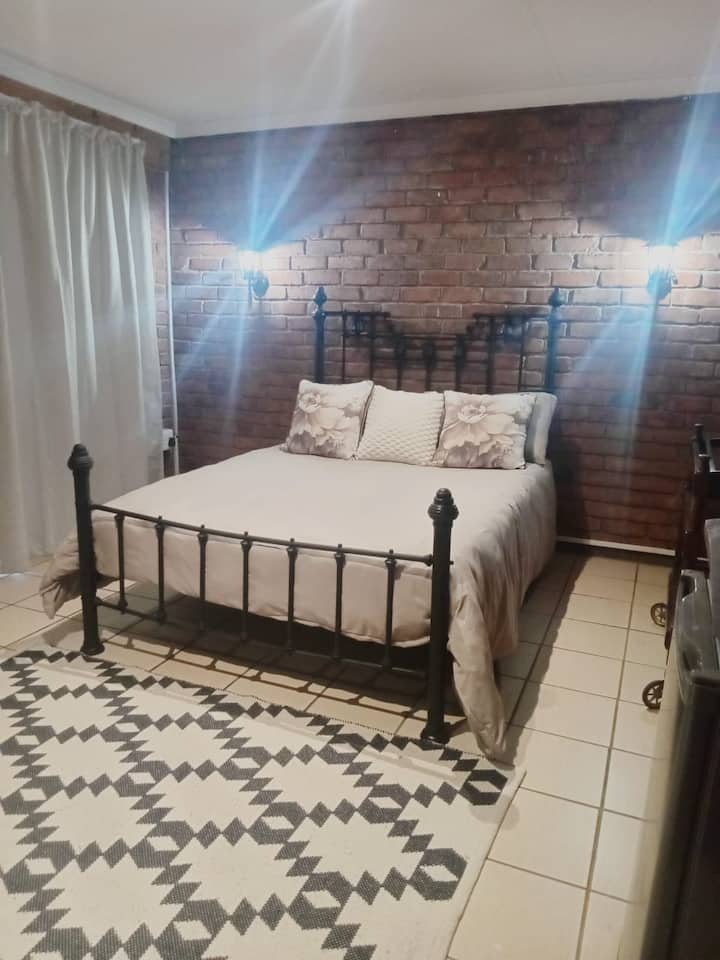 The Cornerstone Bnb - Mbombela