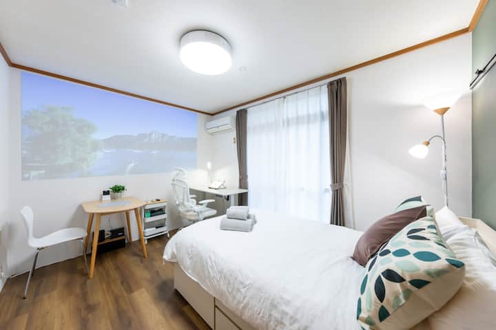 Quiet Solo Studio Yokohama/7 Min Station/projector - Yokohama